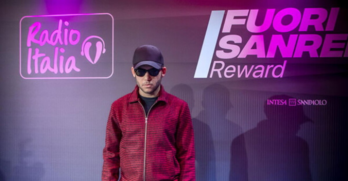 News - RadioItalia-Rancore a Sanremo, video: “La caduta a terra sul ...