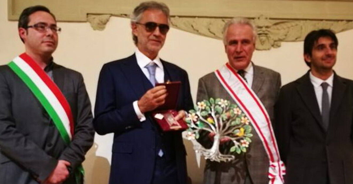 News - RadioItalia-Andrea Bocelli: premiato con il prestigioso ...