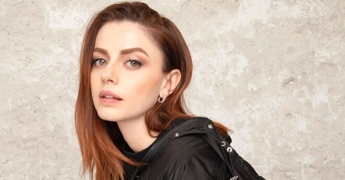 News - RadioItalia-Annalisa: l’album “Nuda” è Disco d’Oro e “Dieci” è ...