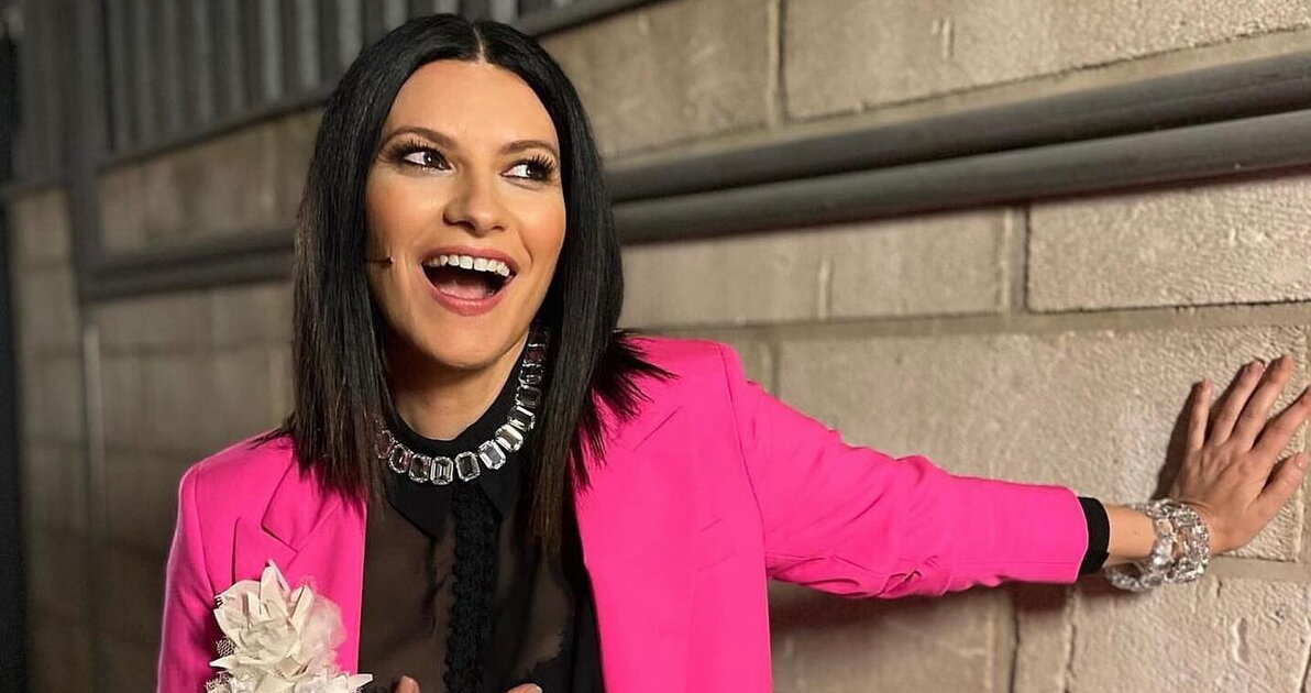 News - RadioItalia-Laura Pausini vola a Las Vegas per i Latin Grammy ...