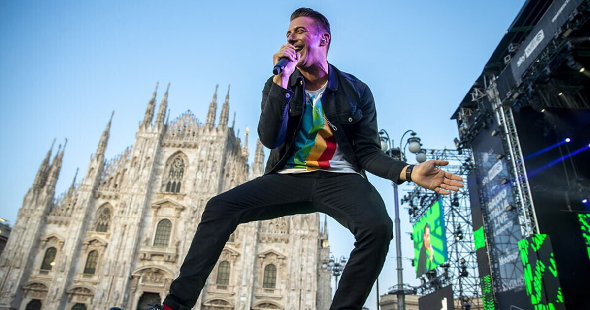 News - RadioItalia-Francesco Gabbani: il nuovo singolo è Frutta malinconia