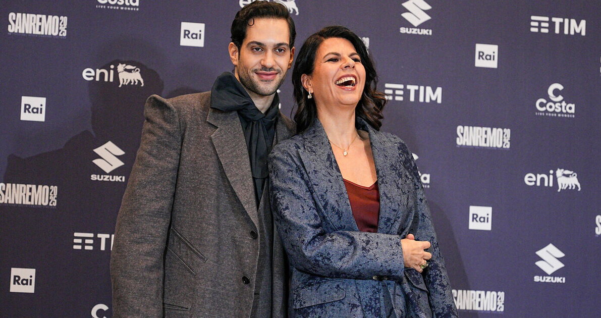 News - RadioItalia-Sanremo 2025: la serata delle cover e dei duetti con ...