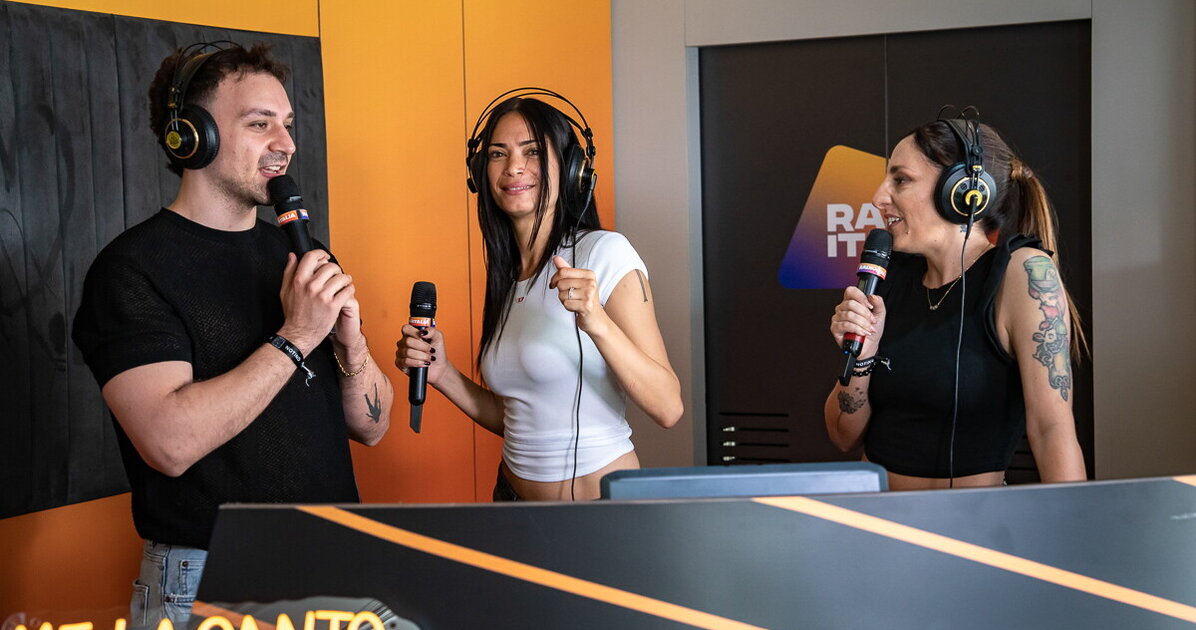 News - RadioItalia-Elodie: come si sta preparando al tour e l'amicizia con Gaia