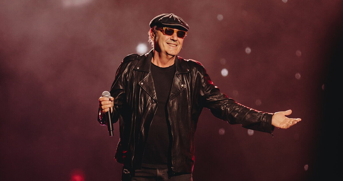 News - RadioItalia-Dopo Milano, Luca Carboni torna a esibirsi anche a ...